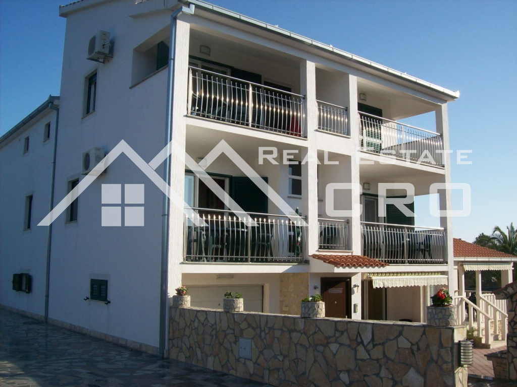 Trogir properties - Spacious apartment villa nicely appointed for ...