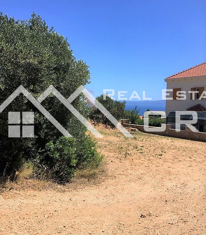 Brac properties - Nice building land in a peaceful area of Bol, for ...